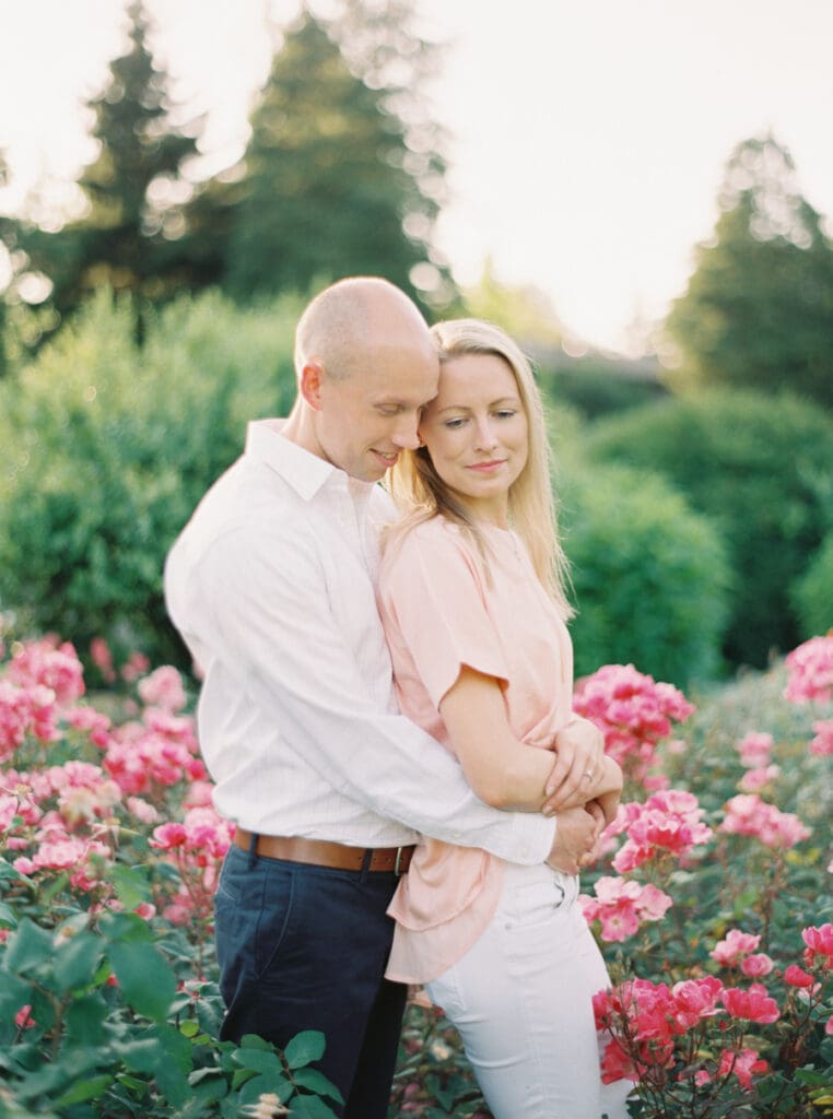 Seattle Engagement session Woodland Park Rose Garden - James & Kathryn ...